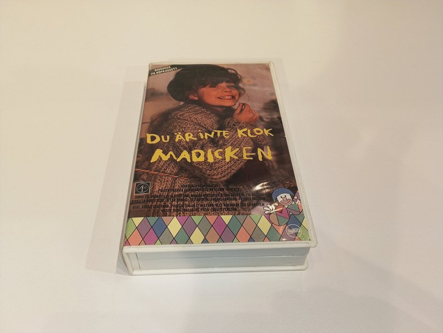 Astrid Lindgren Du är inte klok Madicken VHS ba.. | Köp på Tradera ...