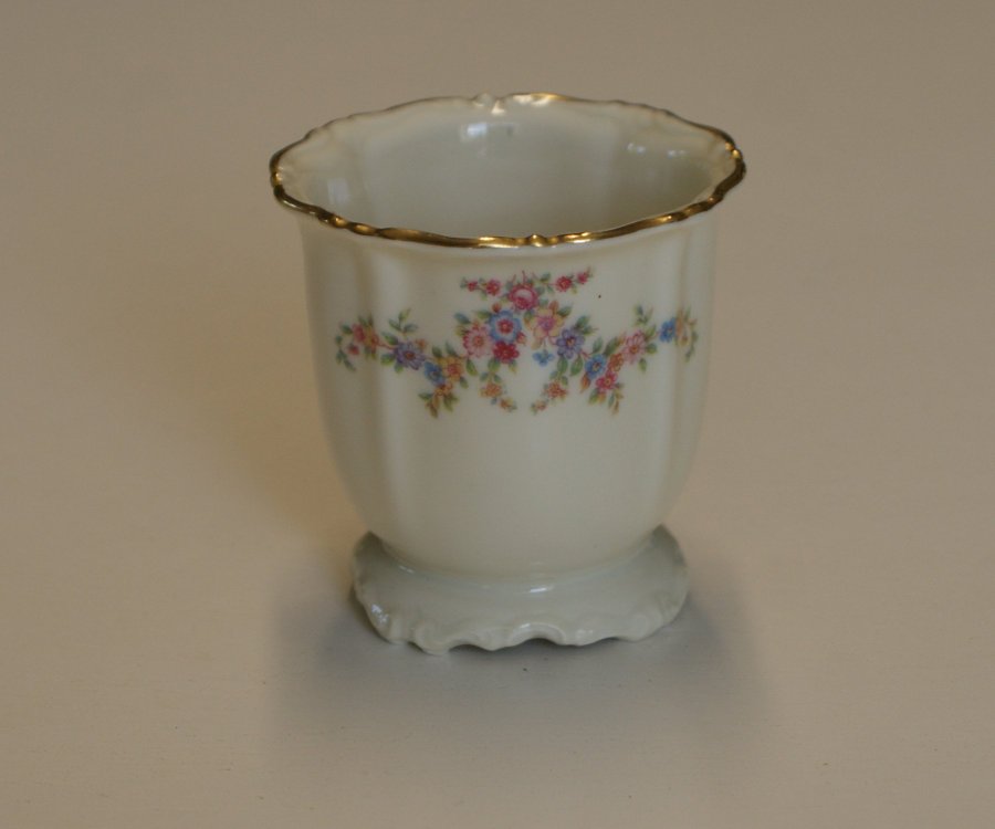 Rosenthal Selb-Germany Pompadour vas | Köp på Tradera (734461181)