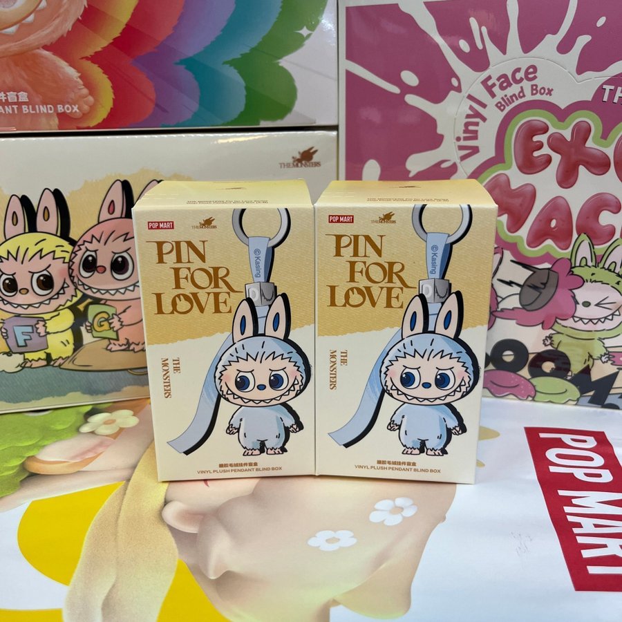 POP MART Labubu Pin for Love Seri.. | Köp från PackatSE på Tradera ...