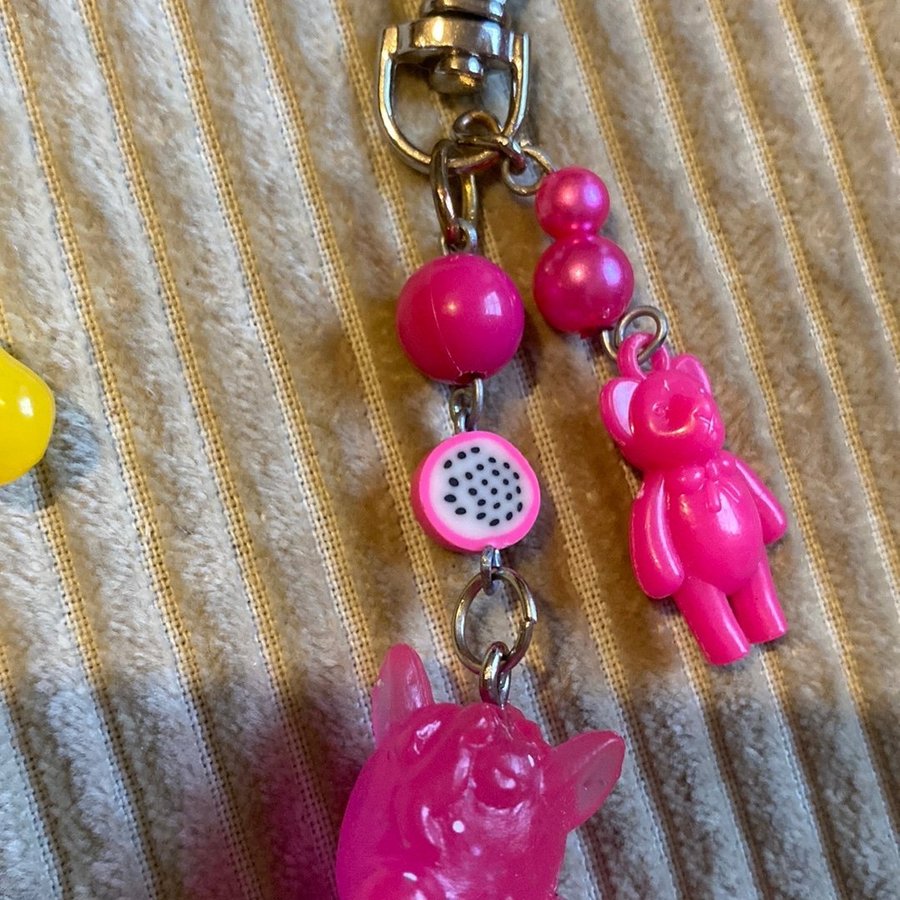 Två my little pony nyckelringar med Pinkie pie .. | Köp på Tradera ...