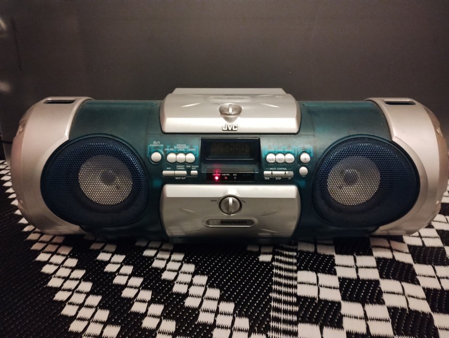 JVC RV-B550BU CD Portabel System (Boombox/boomb.. | Köp på Tradera ...