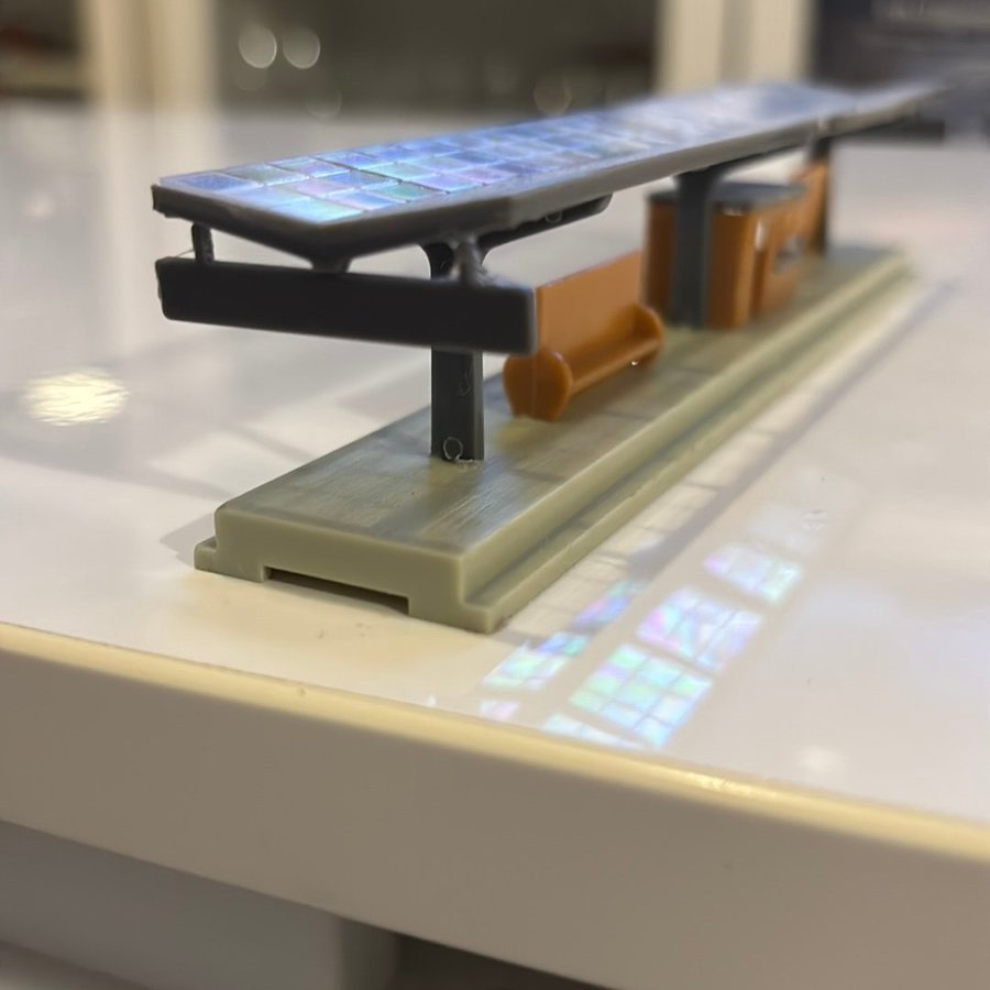 Modell järnvägsstation N-skala ’Faller’ skickas.. | Köp på Tradera ...