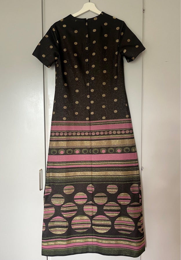 VINTAGE maxiklänning 60-tal 70-tal guld Lurex S.. | Köp på Tradera ...