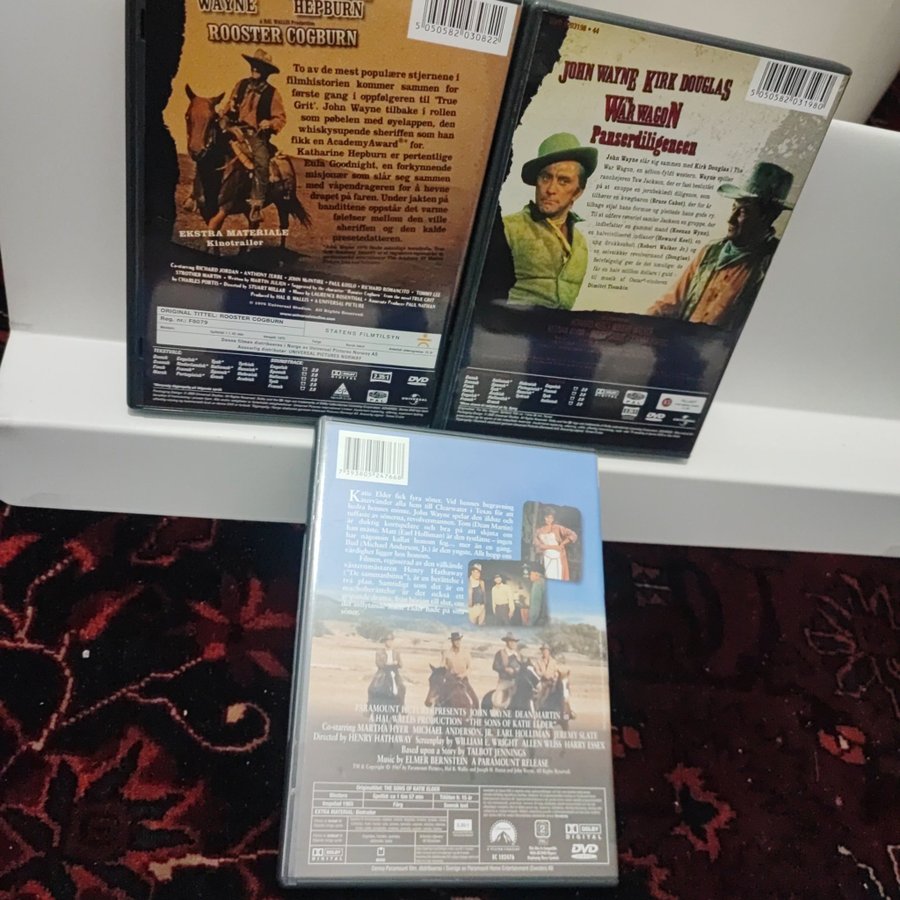 John Wayne DVD-Filmer: Rooster Cogburn, War Wag.. | Köp på Tradera ...