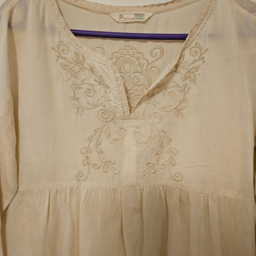 Vacker beige Odd Molly blus stl 1 | Köp på Tradera (711377902)