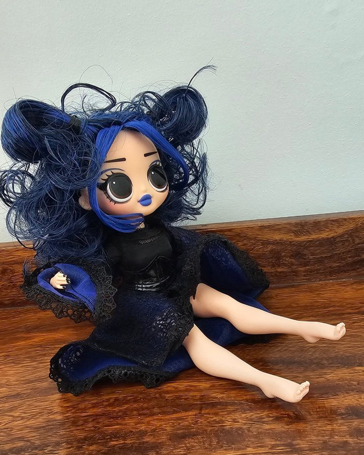 LOL OMG Moonlight B. B. Family, Dusk Nightfall .. | Köp på Tradera ...