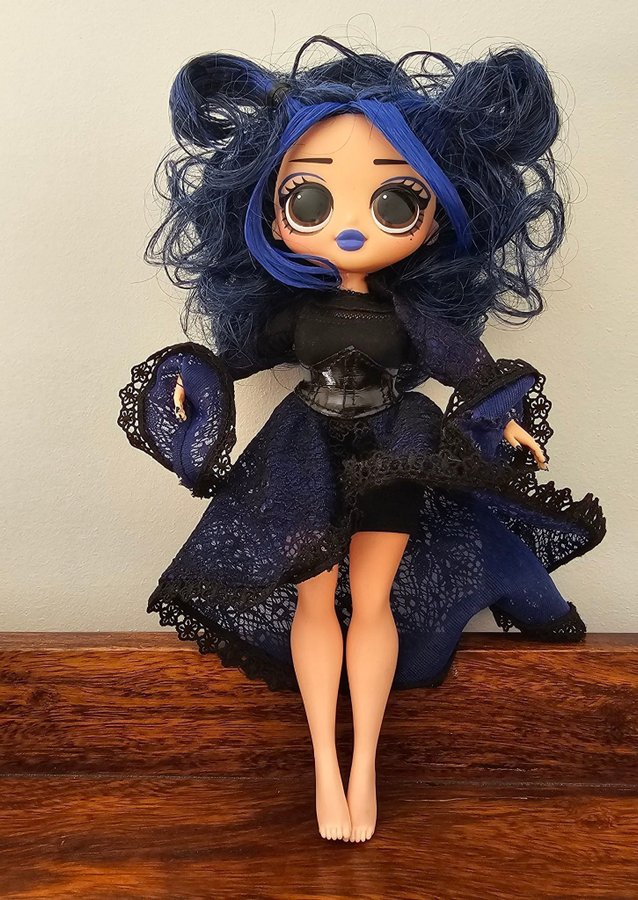 LOL OMG Moonlight B. B. Family, Dusk Nightfall .. | Köp på Tradera ...