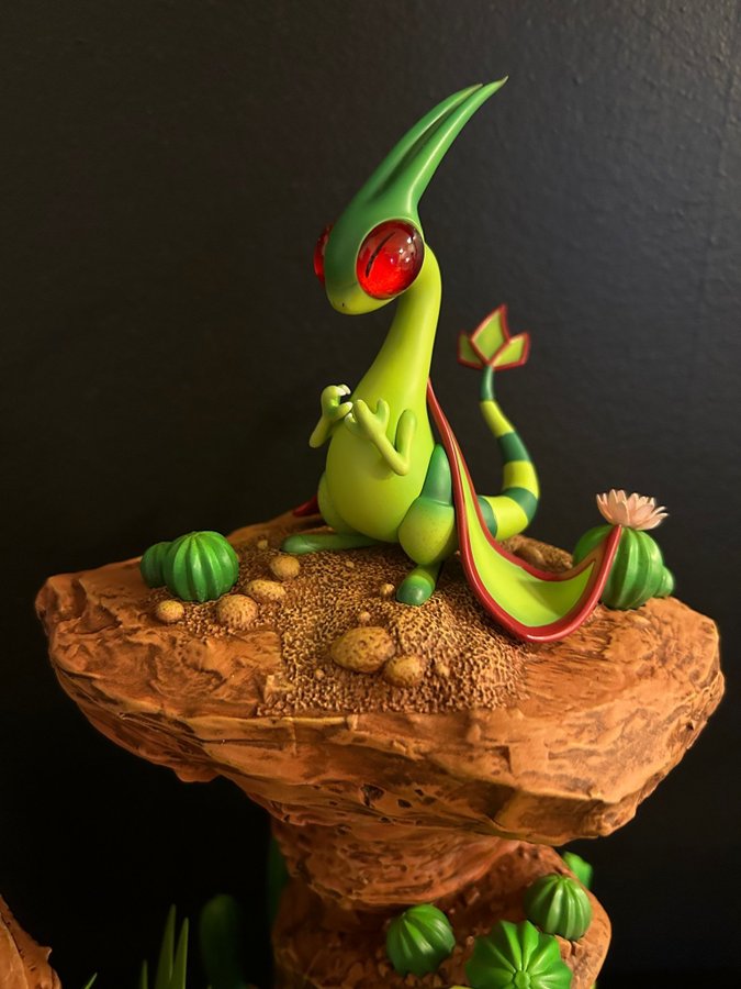 UNIK! Pokemon Tyranitar Resin Staty | Köp på Tradera (709446423)