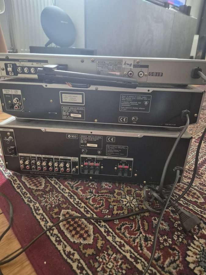 Sony Stereoanläggning med CD-spelare, FM/AM-tun.. | Köp på Tradera ...
