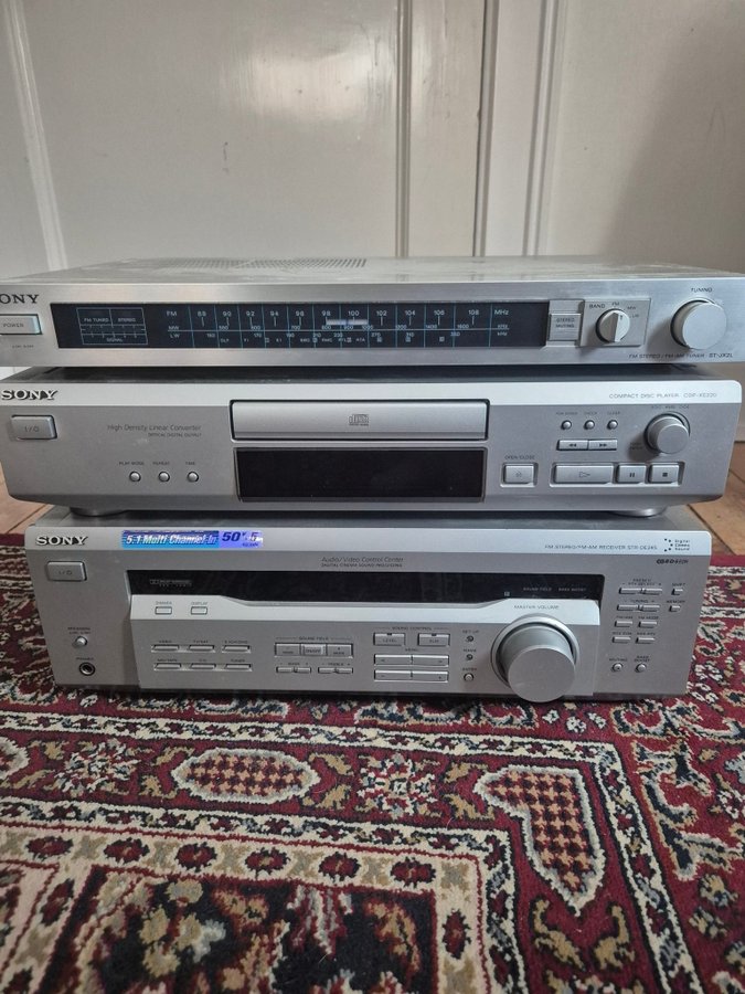 Sony Stereoanläggning med CD-spelare, FM/AM-tun.. | Köp på Tradera ...