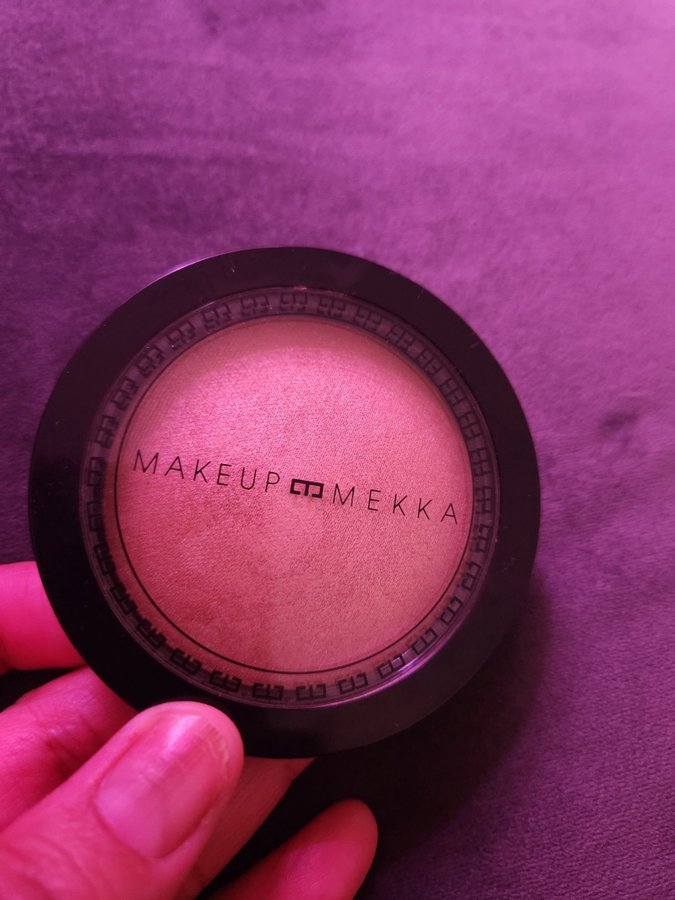 Makeup Mekka Highlighter - Into the Tropics | Köp på Tradera (712980879)