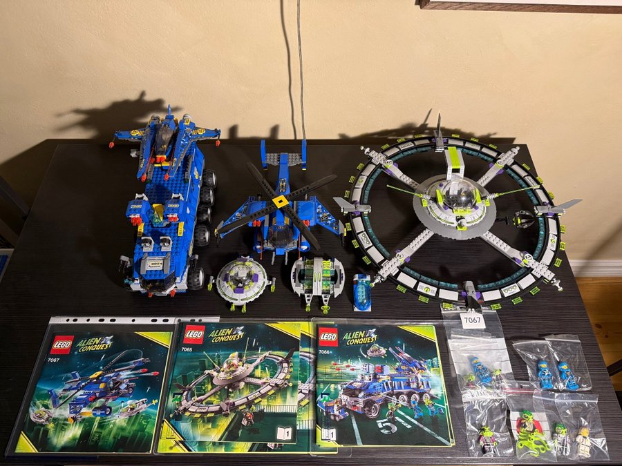 Lego Alien Conquest Samling | Köp på Tradera (708015661)