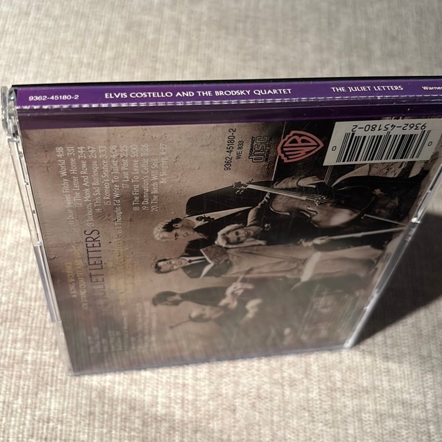 Elvis Costello & The Brodsky Quartet - The Juli.. | Köp på Tradera ...