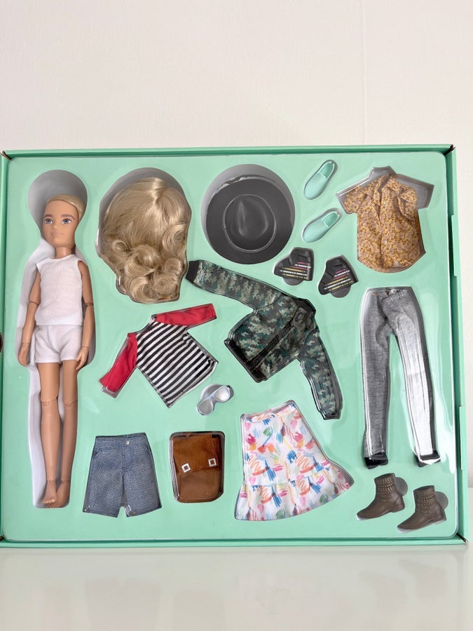 Creatable World Deluxe Character dc-414 Kit oöp.. | Köp på Tradera ...