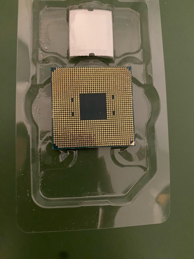 Möjligen defekt AMD Ryzen 7 3700X | Köp på Tradera (711406485)