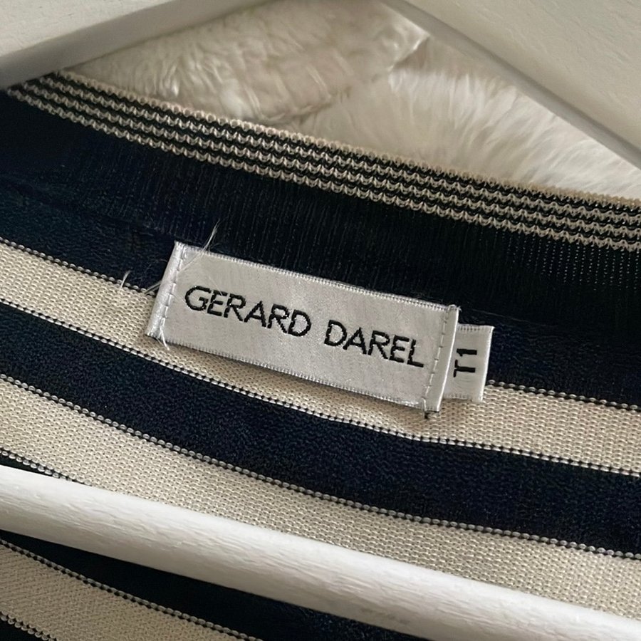 Vintage Gerard Darel blå beige blus, storlek T1/S | Köp på Tradera ...
