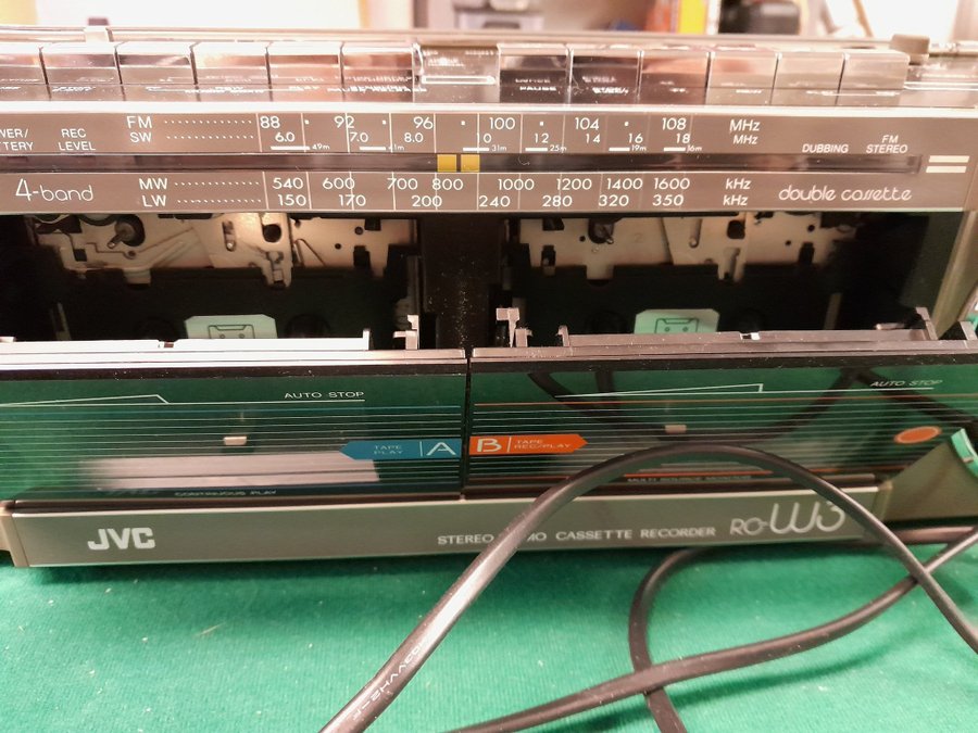 Klassisk bärbar bandspelare kassettbandspelare .. | Köp på Tradera ...