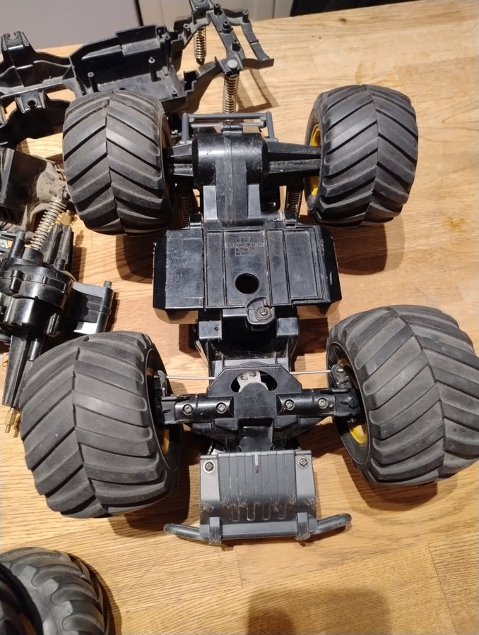 Tamiya Quick Drive Monster Beetle och Hump Back.. | Köp på Tradera ...