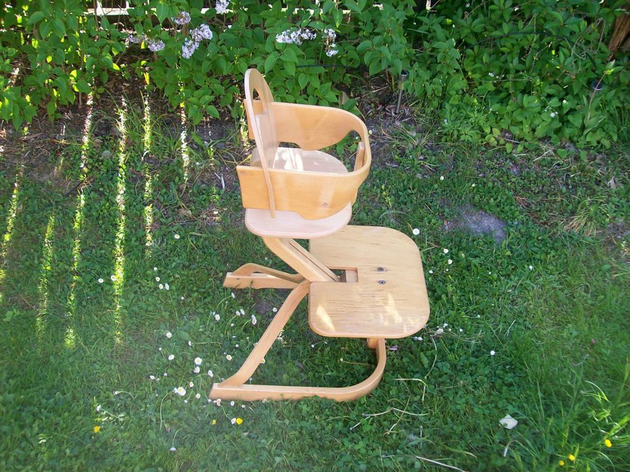 Stokke Tripp Trapp barnstol i trä | Köp på Tradera (734746952)