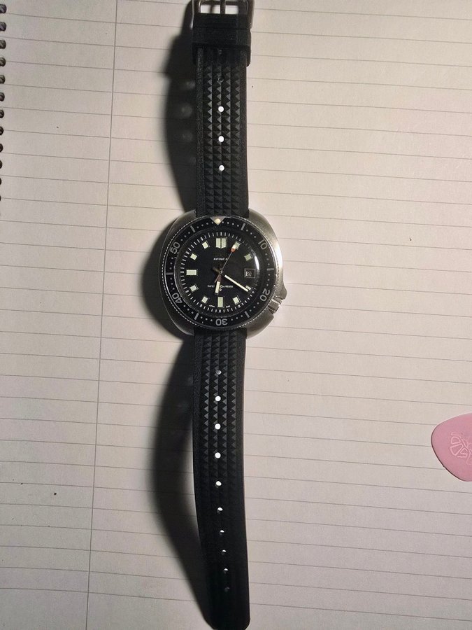 Seiko 6105-8110 | Köp på Tradera (701888486)