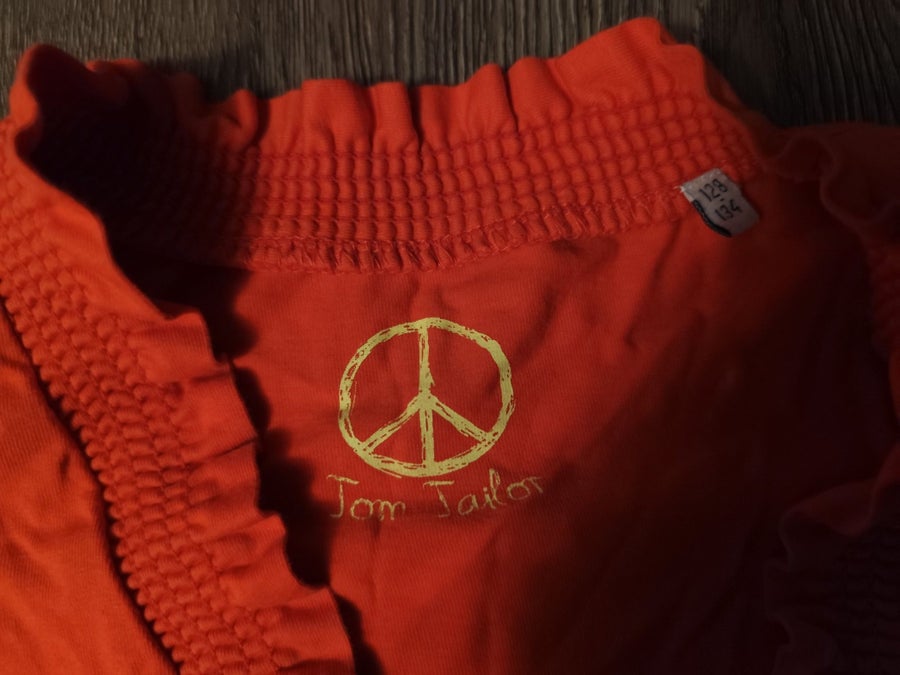 Tom Tailor röd bolero, storlek 128/134 | Köp på Tradera (734979339)