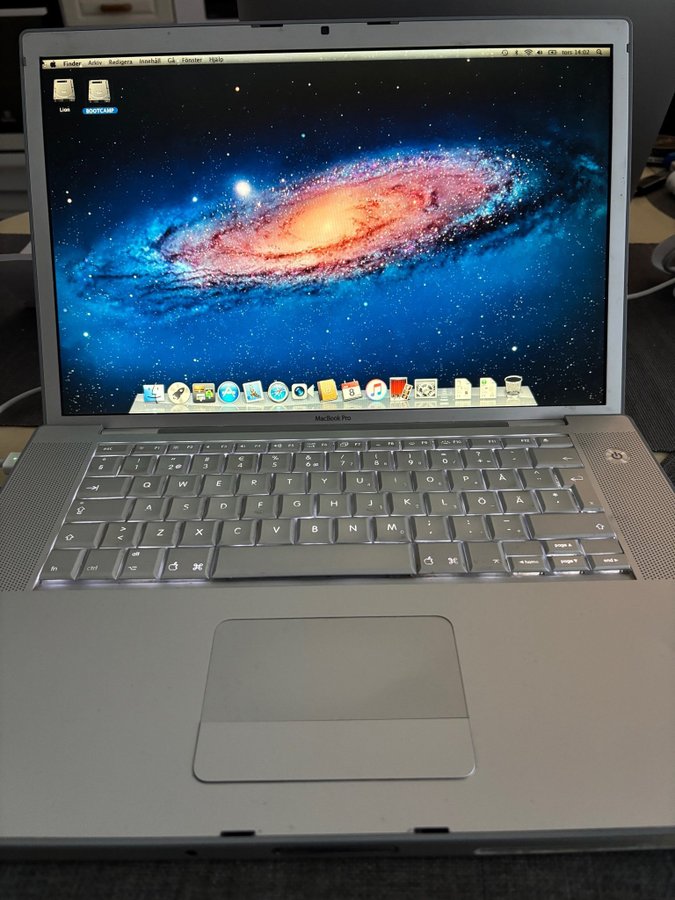 Se produkter som liknar MacBook Pro 15 tum på Tradera (710723836)