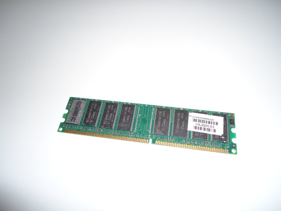 A-Data DDR 256 MB RAM Minne DDR 333 Dimm PC2700.. | Köp på Tradera ... A-Data DDR 256 MB RAM Minne DDR 333 Dimm PC2700.. | Köp på Tradera ...
