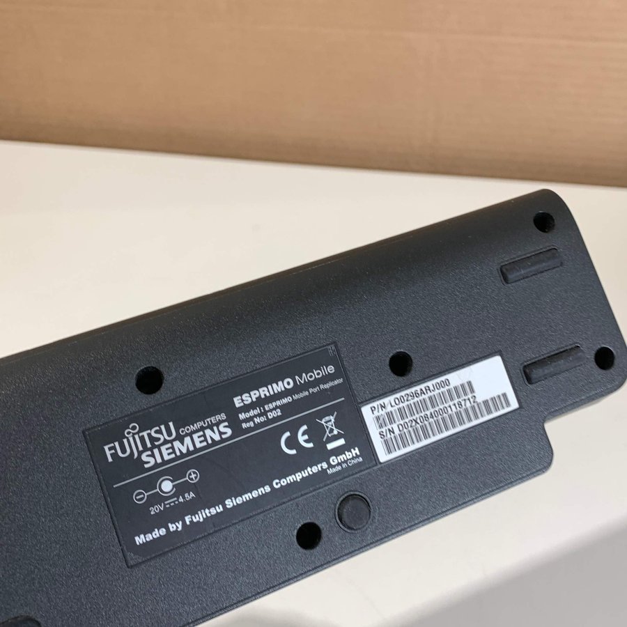 Fujitsu Siemens ESPRIMO Mobile Port.. | Köp från Footly på Tradera ...
