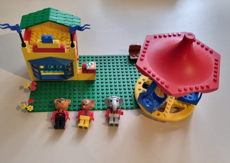 Lego 3668 Fabuland Merry-Go-Round | Köp på Tradera (734084280)
