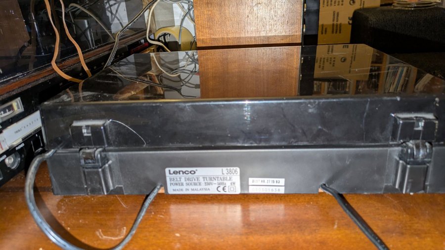 Lenco L-3806 Skivspelare | Köp på Tradera (713006765)