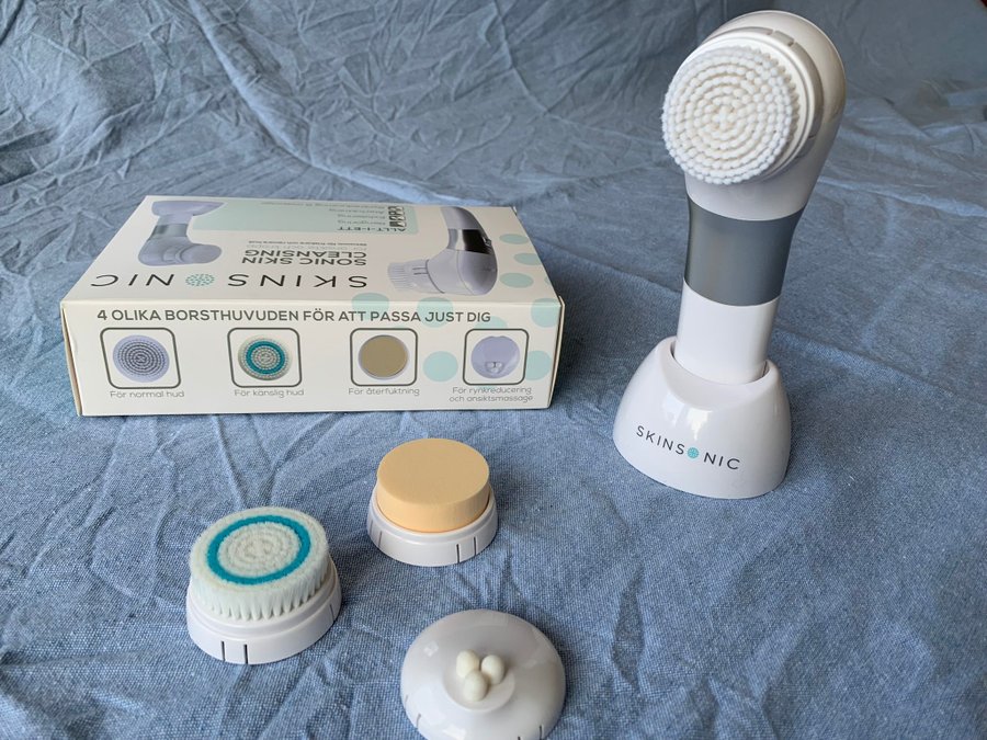 Se produkter som liknar SKINSONIC Kit För Ansikte och.. på Tradera ...