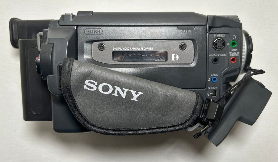 Sony DCR-TRV120E Digital8 (D8, Digital8, Hi8 oc.. | Köp på Tradera ...