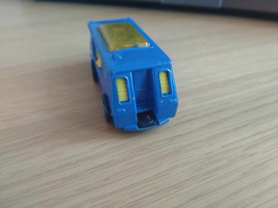 Corgi Juniors Wigwam-Van Camper | Köp på Tradera (701866577)