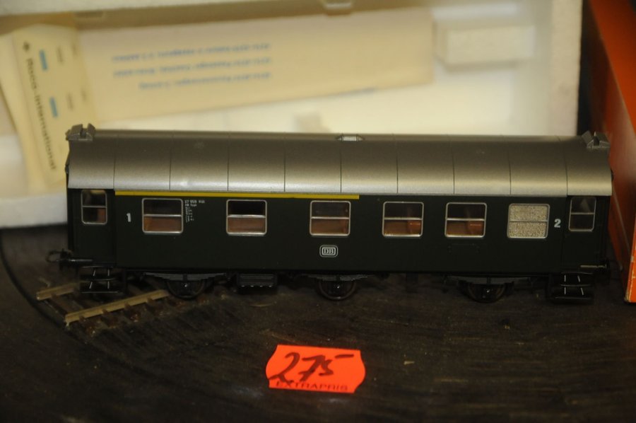 ROCO 4215 fin vagn i kartong ser mycket fint ut.. | Köp på Tradera ...