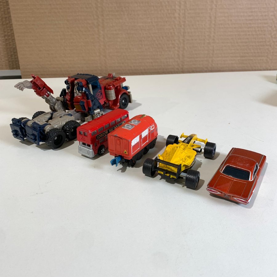 Leksaksfordon 26st Leksak Bil Buss .. | Köp från Footly på Tradera ...