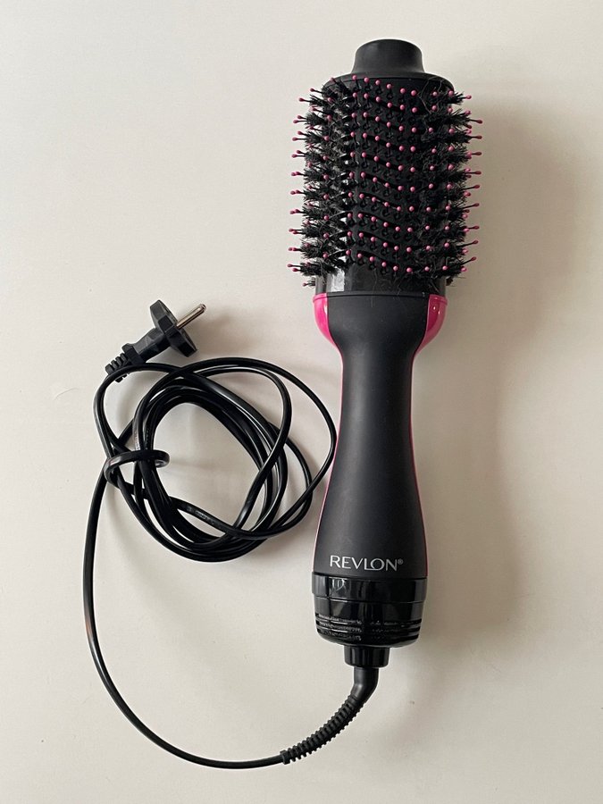 Revlon varmluftsborste/hårfön/rundborste RVDR5222 | Köp på Tradera ...