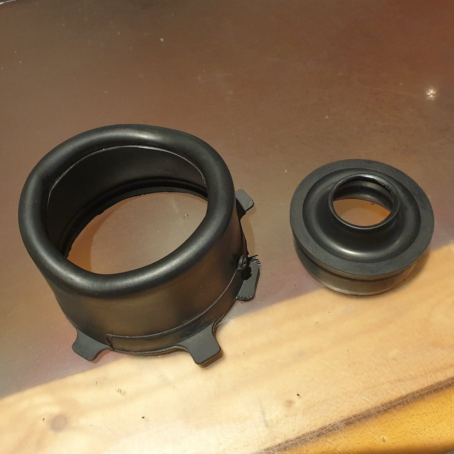 Yamaha XVS650 -02, Gummin, i svingen över knutk.. | Köp på Tradera ...