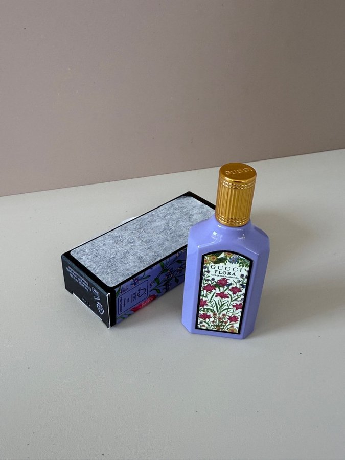 Gucci Flora Gorgeous Magnolia EdP 5ml | Köp på Tradera (711141764)