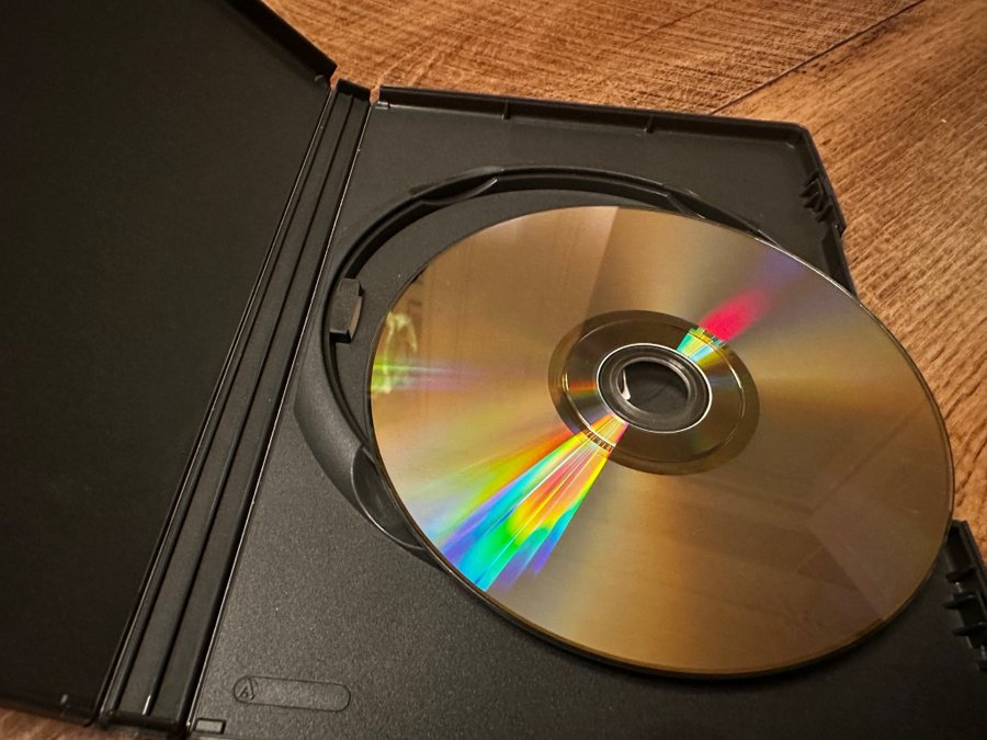 Dead Space Downfall DVD – hyrfilm, 2008 | Köp på Tradera (701178705)