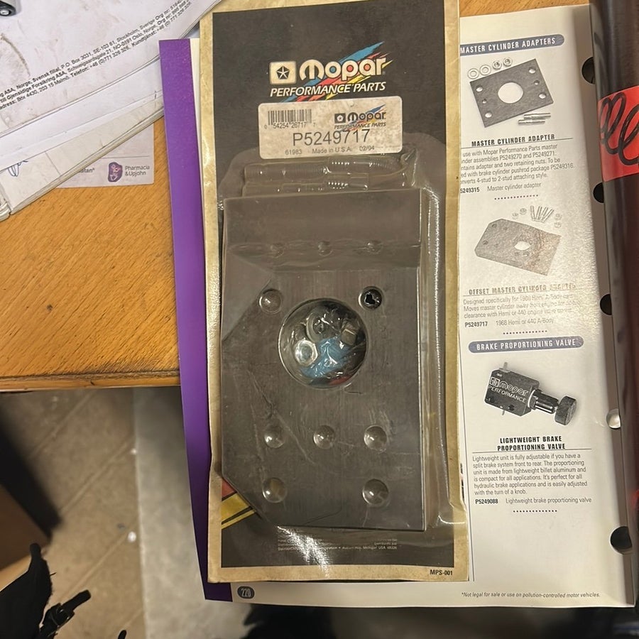 Se produkter som liknar Offset master cylinder adapte.. på Tradera ...