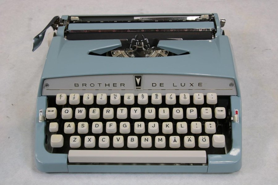 Brother De Luxe Vintage Jap.. | Köp från Massiartdesign på Tradera ...