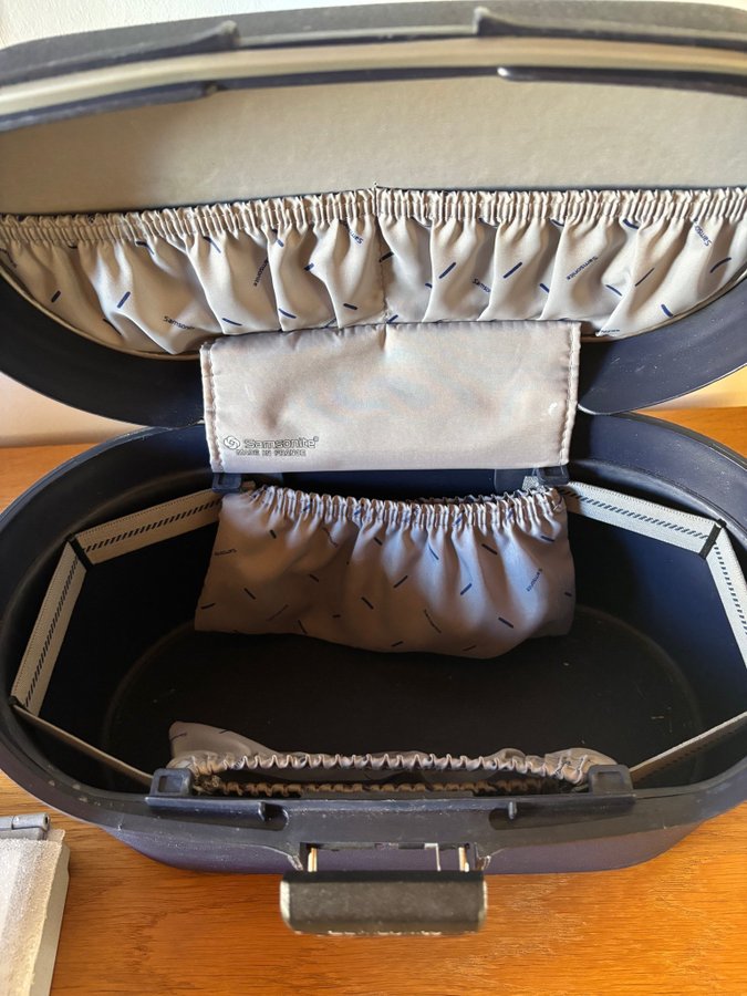 Samsonite Beauty Box | Köp på Tradera (711034049)