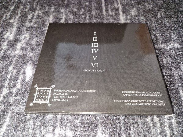 Se produkter som liknar KRIEG Patrick Bateman CD digi.. på Tradera ...