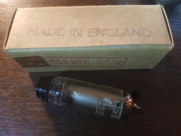 Vintage 2 Styck CV1833 OB2 Elektronrör i origin.. | Köp på Tradera ...