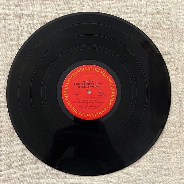 Mutiny featuring Jerome Brailey - Funk Plus The.. | Köp på Tradera ...