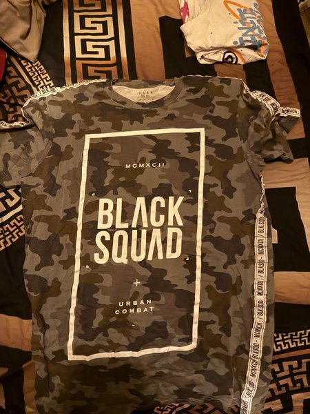 T-shirtar med tryck och kamouflagemönster, 3-pack | Köp på Tradera ...