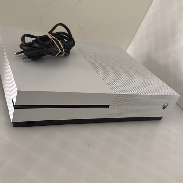 Xbox One konsoler | Köp & sälj begagnat & oanvänt på Tradera