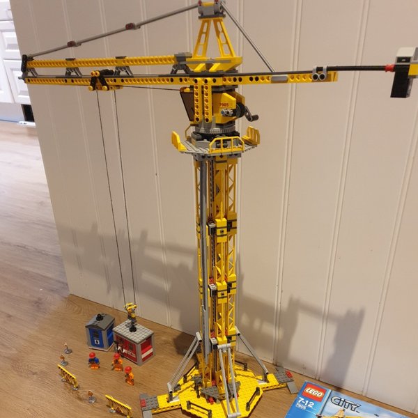 Se produkter som liknar LEGO City Kran 7905- Stor och.. på Tradera ...