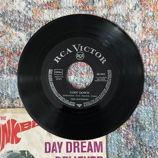The Monkees - Daydream Believer / Goin' Down - .. | Köp på Tradera ...