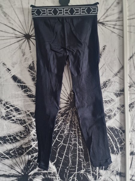 Se produkter som liknar Better bodies seamless tights.. på Tradera ...